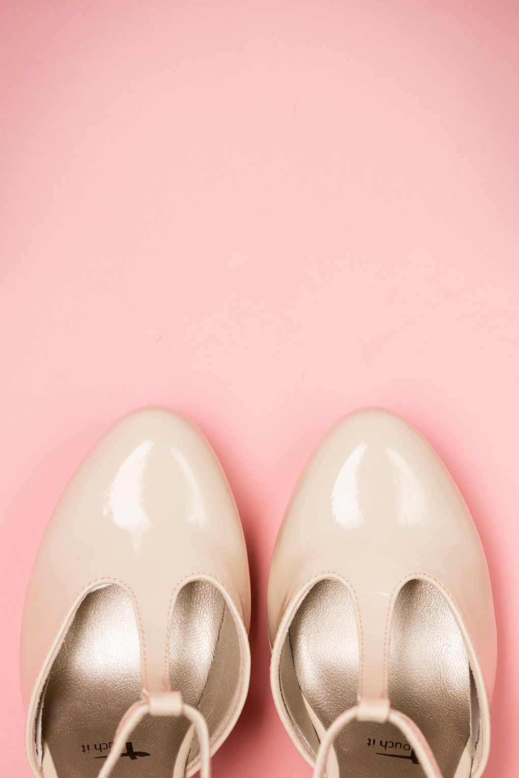 60s Phoebe Lacquer T Strap Pumps In Cream