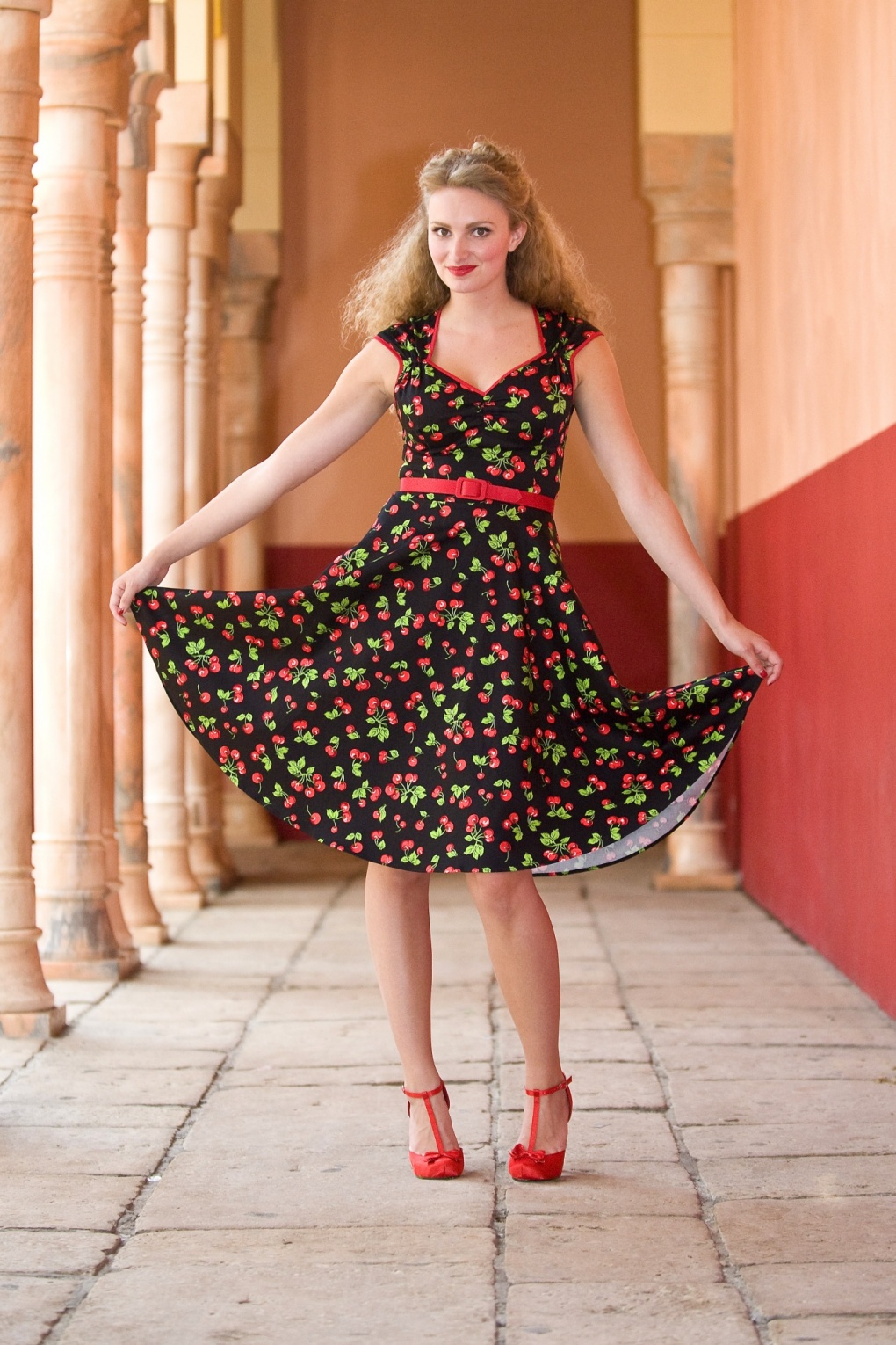 PINUP COUTURE retro Heidi Black Cherry Swing dress