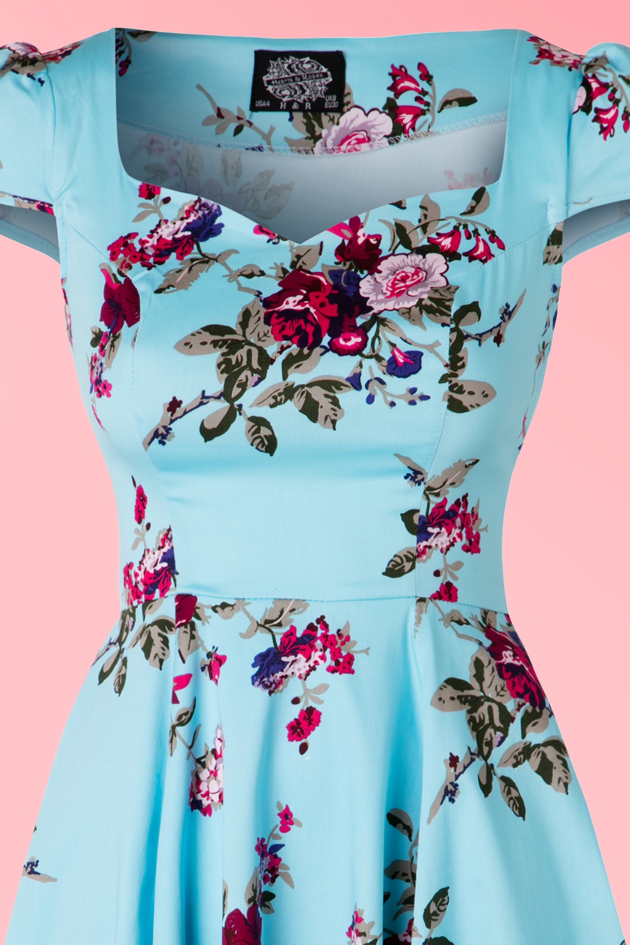 Hearts & Roses Bonnie Floral Swing-jurk in lichtblauw | Shop bij Topvintage