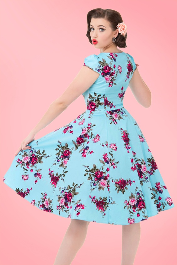Hearts & Roses Bonnie Floral Swing-jurk in lichtblauw | Shop bij Topvintage