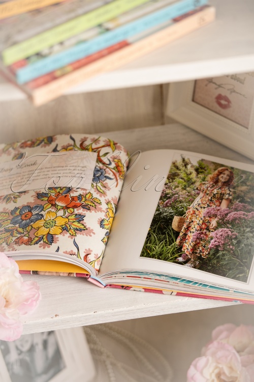 LOOK BOOK Step-by-Step Retro