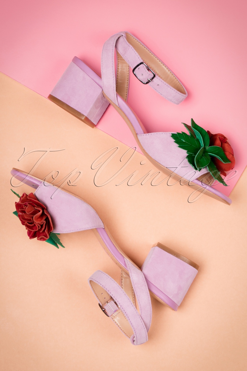 1960s Shoes: 8 Popular Shoe Styles