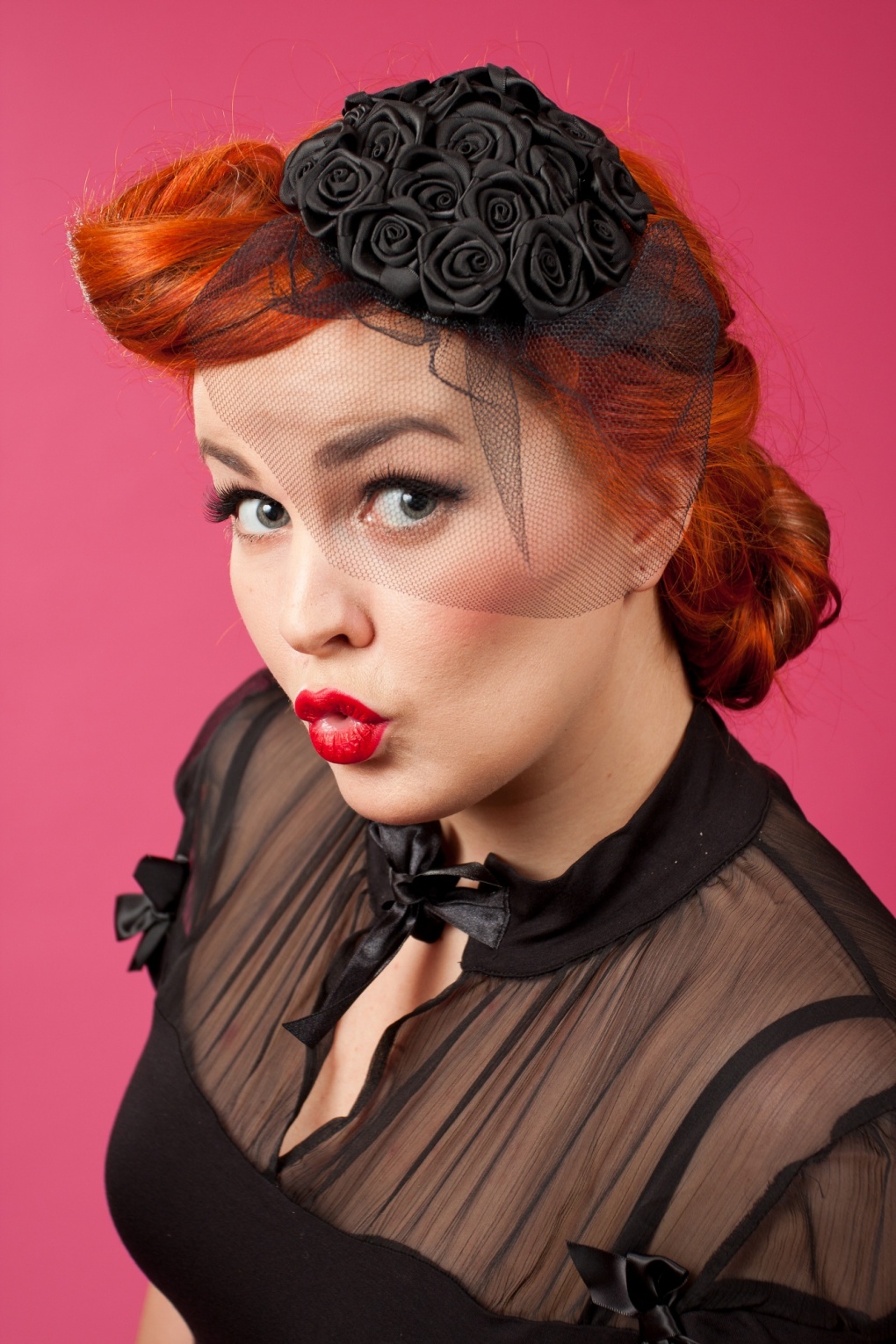 40s Frederica Lou Fascinator Roses Black 40s-frederica-lou-fascinator-roses-black