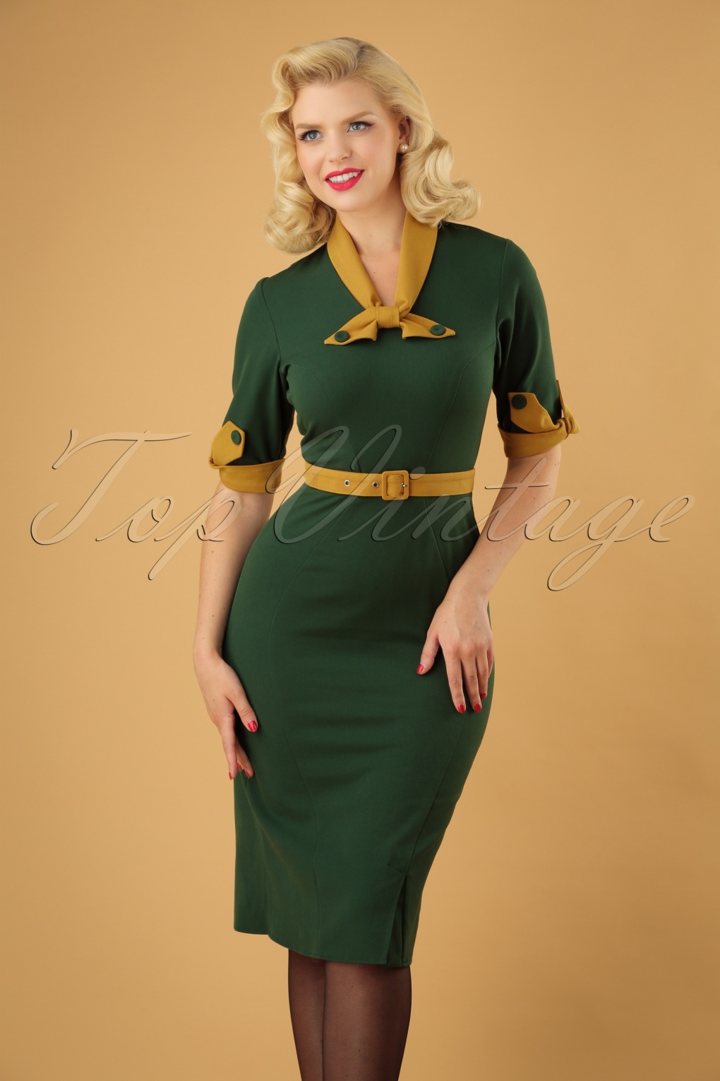 50 Vintage Halloween Costume Ideas