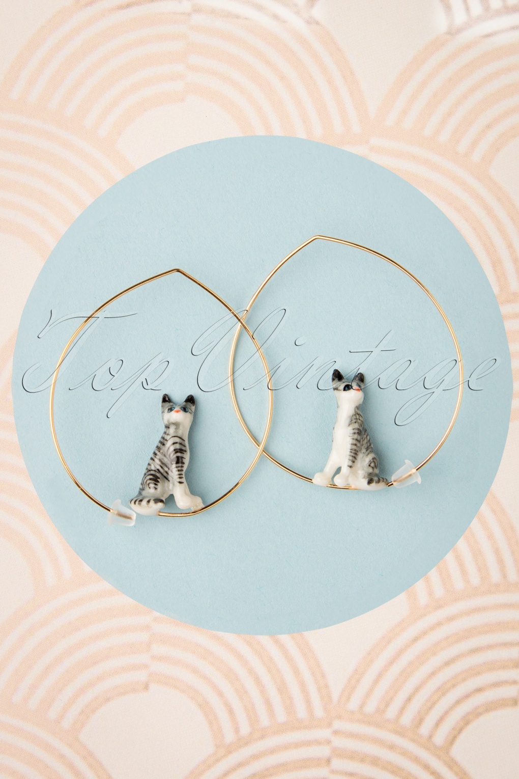 Nach Bijoux Mini Cat Hoop Earrings Années 60 en Gris | Acheter chez ...