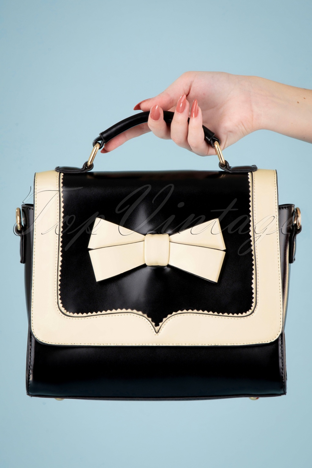 Banned Retro 50s Chelsea White Bow Handbag in Black | Shop at Topvintage