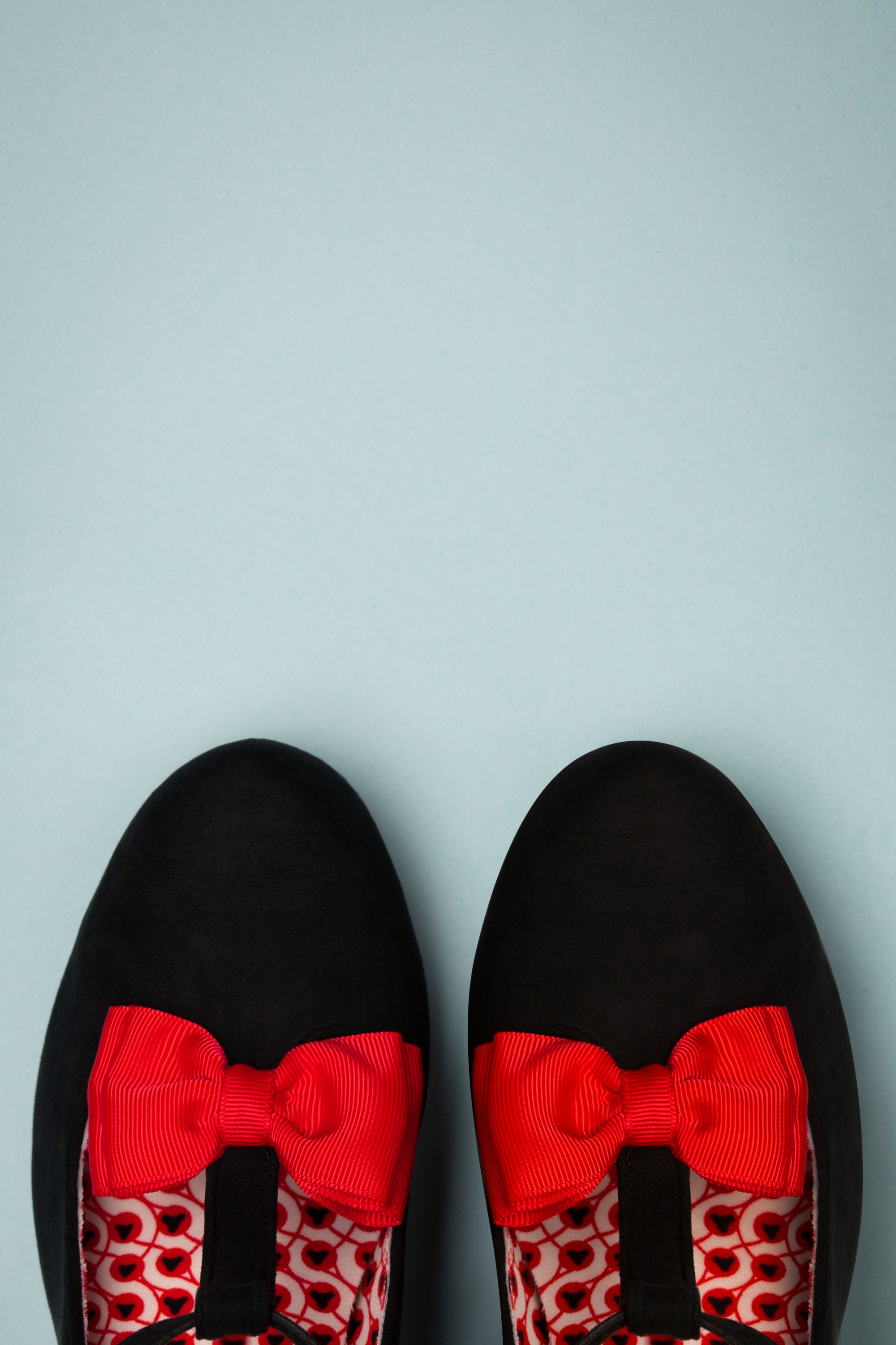 Ruby Shoo Kiara Pumps mit T-Strap in Schwarz | Einkaufen bei Topvintage