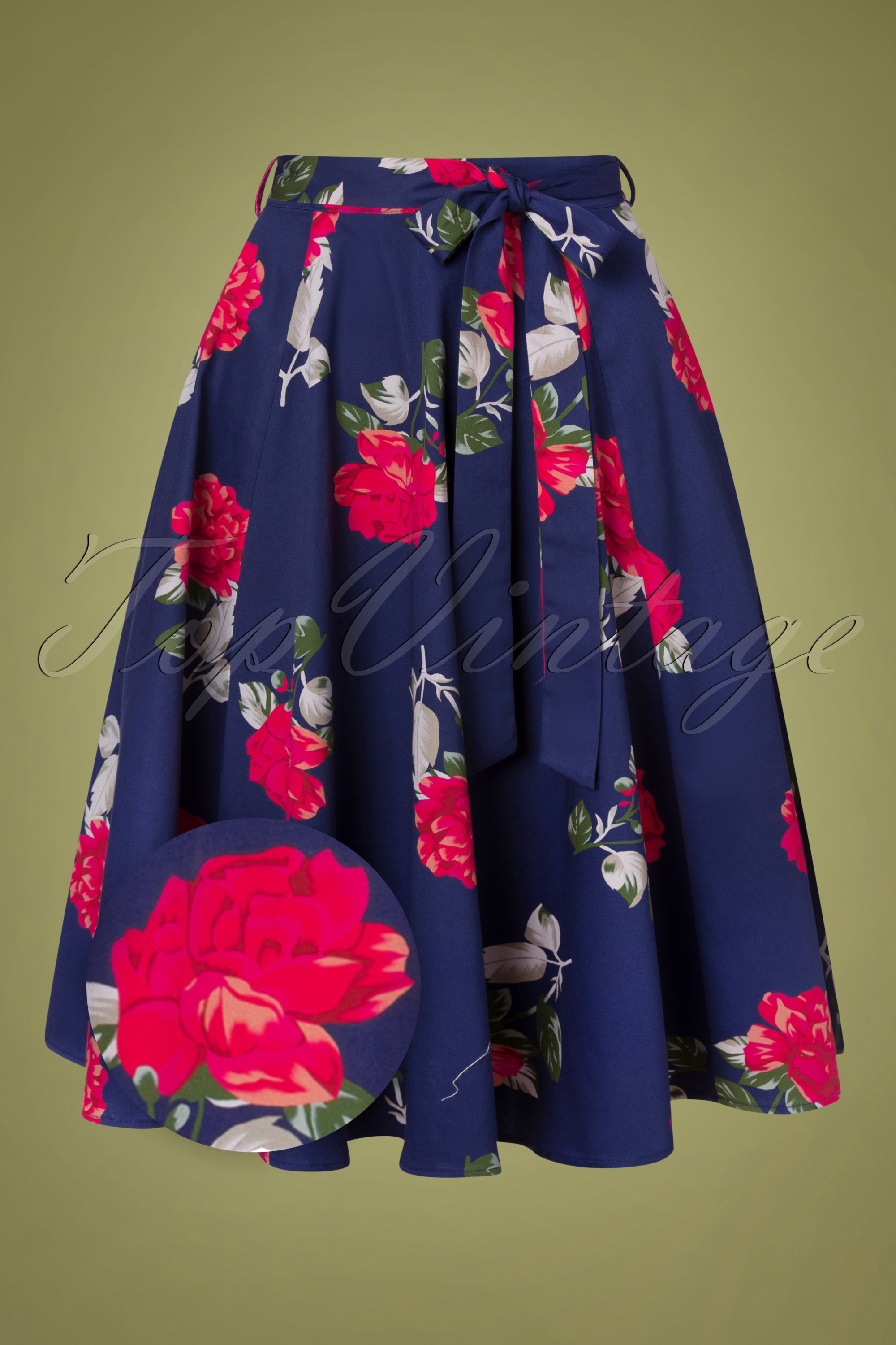 Hearts & Roses Alena floral swing rok in blauw | Shop bij Topvintage