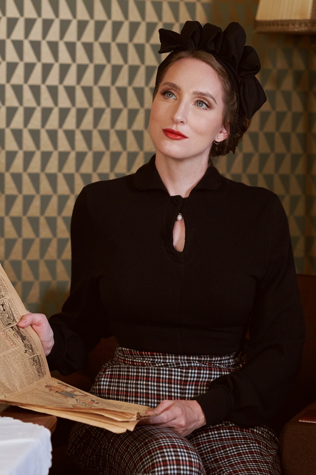 Miss Candyfloss | 50s Page Lou Knitted Top in Black