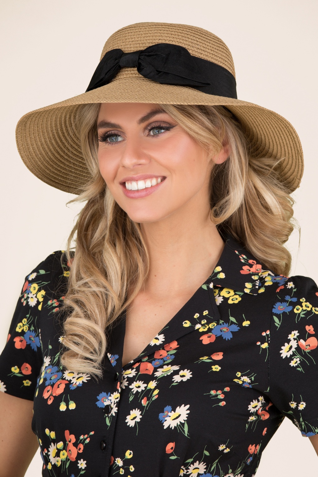 Banned Retro Susie Sonnenhut in Natur | Einkaufen bei Topvintage