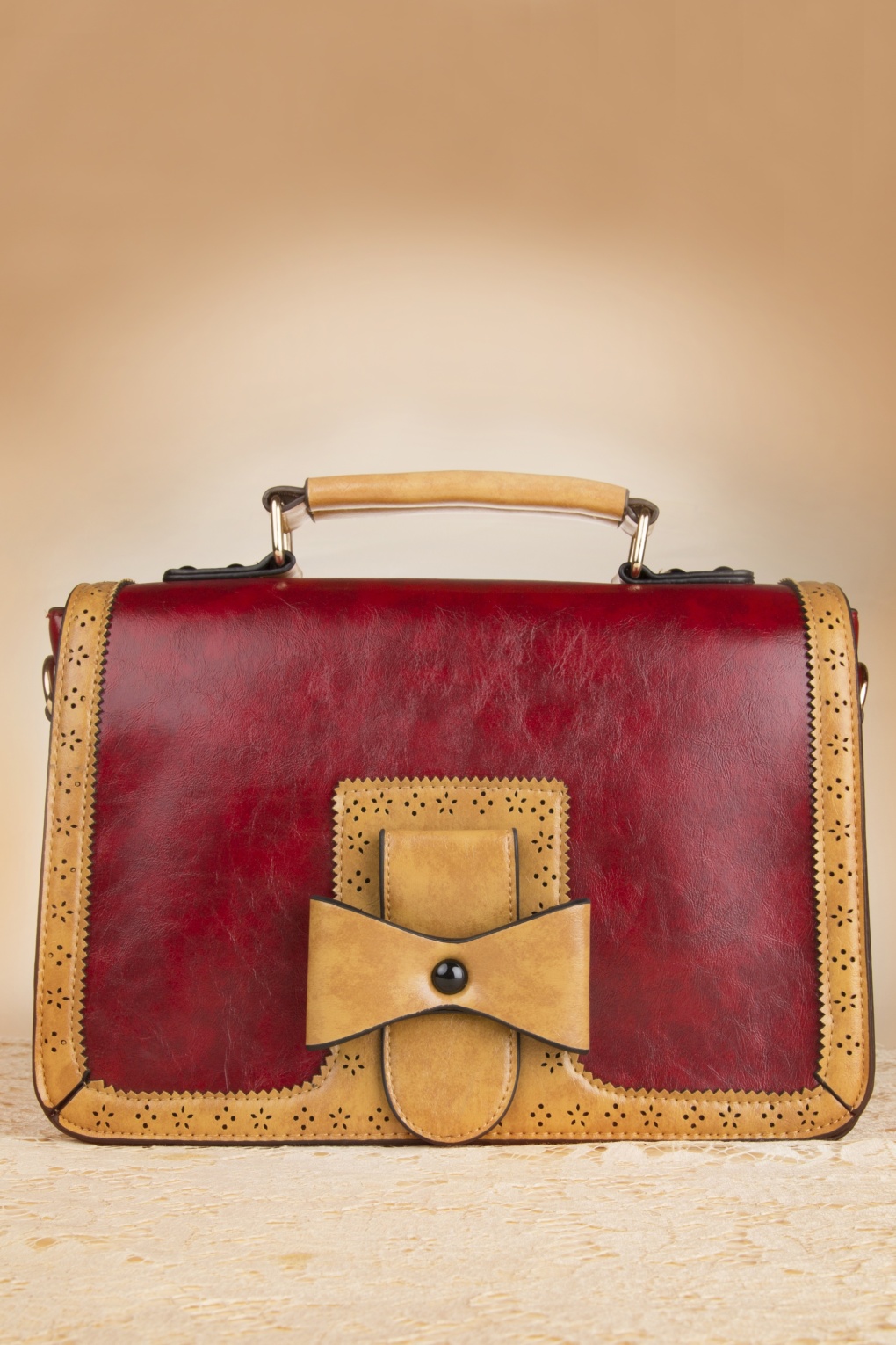Banned Retro Antique Handbag Années 1950 en Rouge | Acheter chez Topvintage