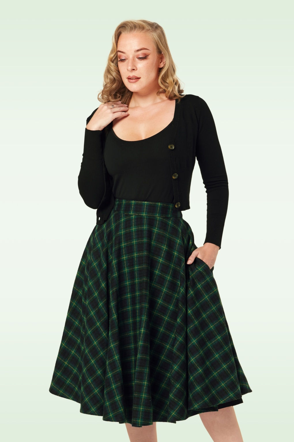 Timeless 40s Sophie Wool Check Skirt in Forest Green | Topvintage