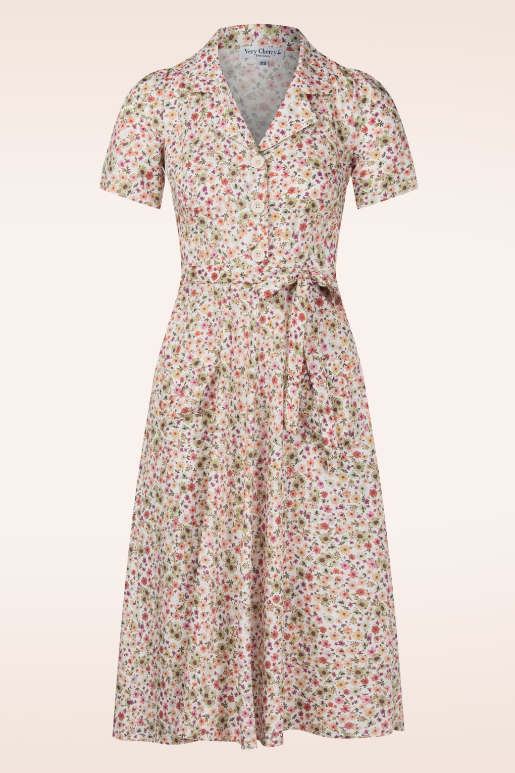Very Cherry Robe midi fleurie Revers en blanc et multicolore | Acheter ...