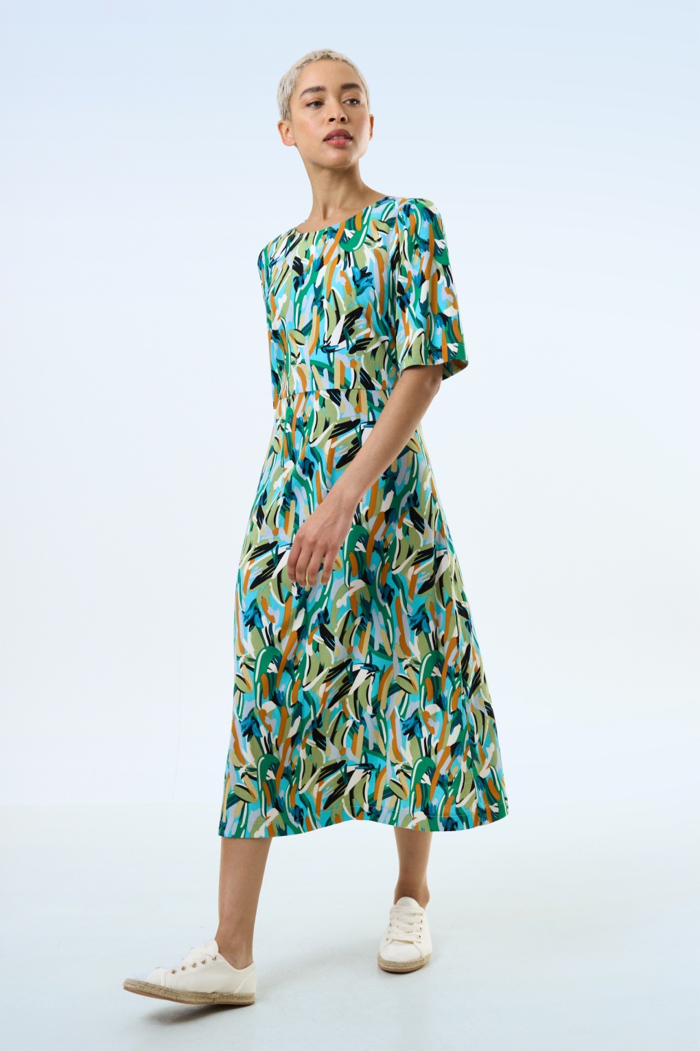 Louche Corrine Brushstroke Midikleid in Grün und Multi | Einkaufen bei ...