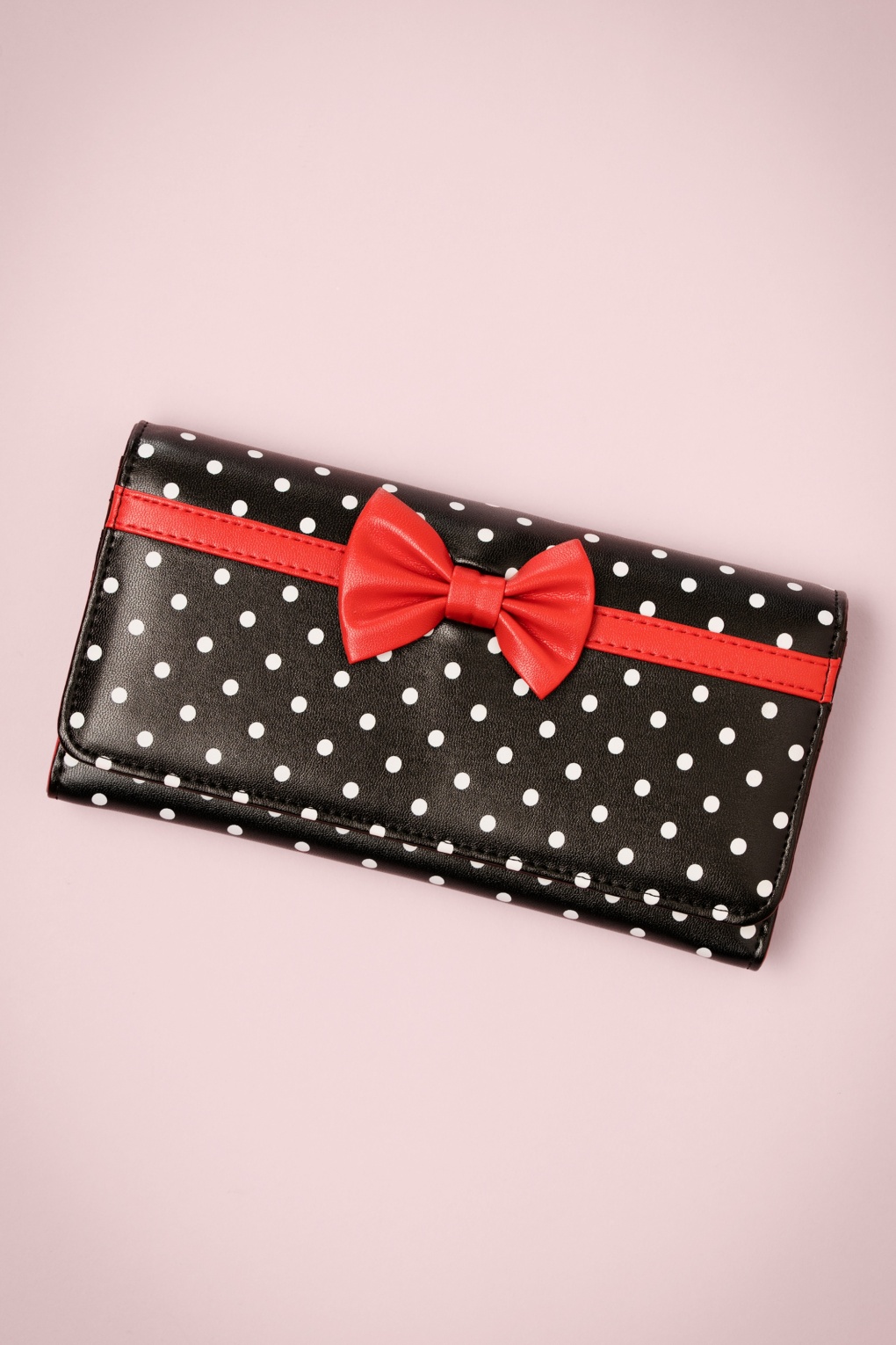 Banned Retro Carla Bow Polka Geldbörse in Schwarz und Rot | Topvintage
