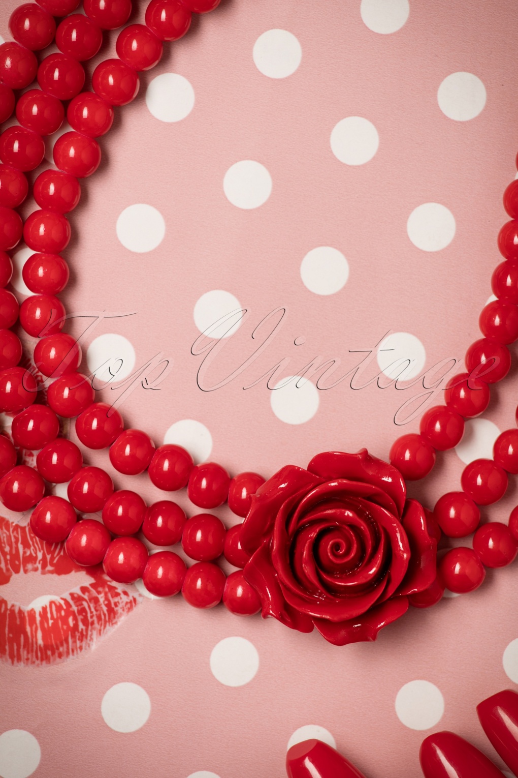 50s Pretty Rose Pearl Necklace in Red