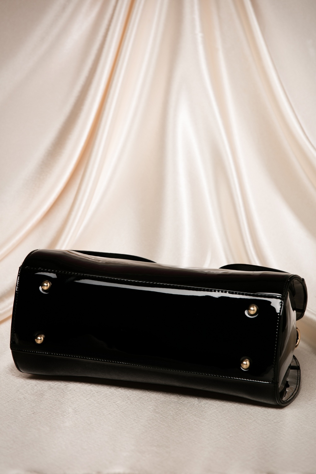 50s Scarlett Bow Handbag in Black